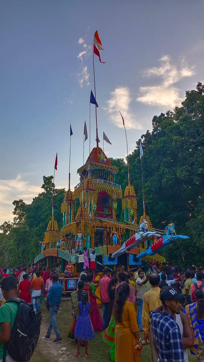 🛕Raths of Bengal 🛕 A thread🧵🧵 With the growing popularity of organizing ...