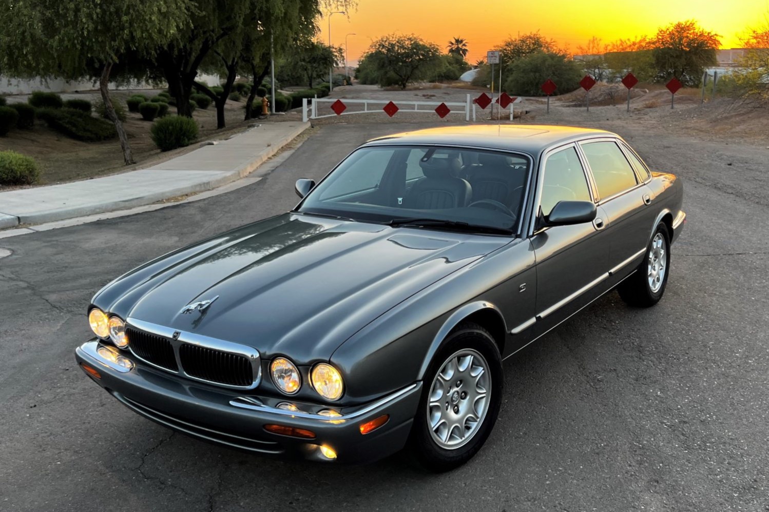 2003 Jag Xj