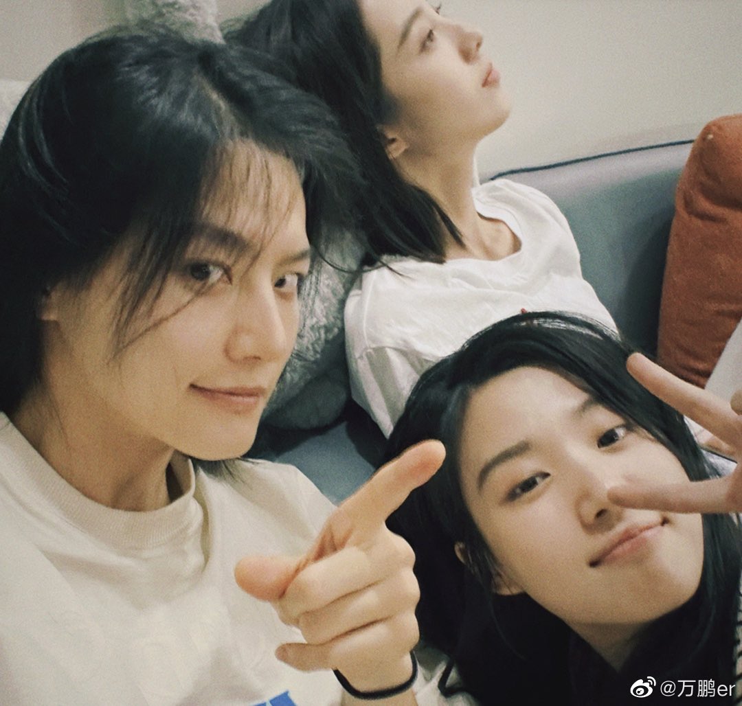 cdrama tweets on Twitter: "#WanPeng shares new snaps More - https://weibo.com/1874998095/ ...