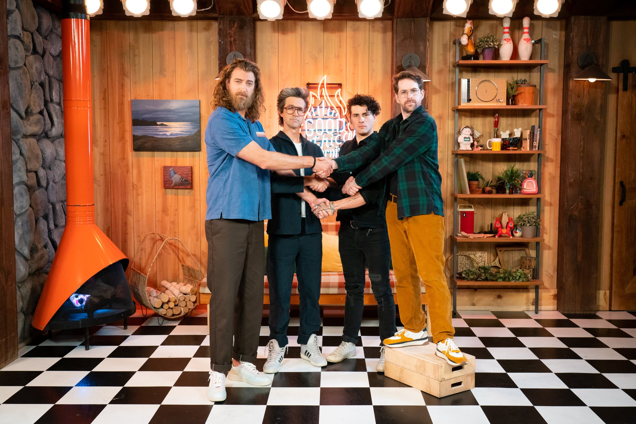 Rhett & Link on Twitter: "We sold Smosh. Ian & Anthony, the original founders of Smosh, have ...