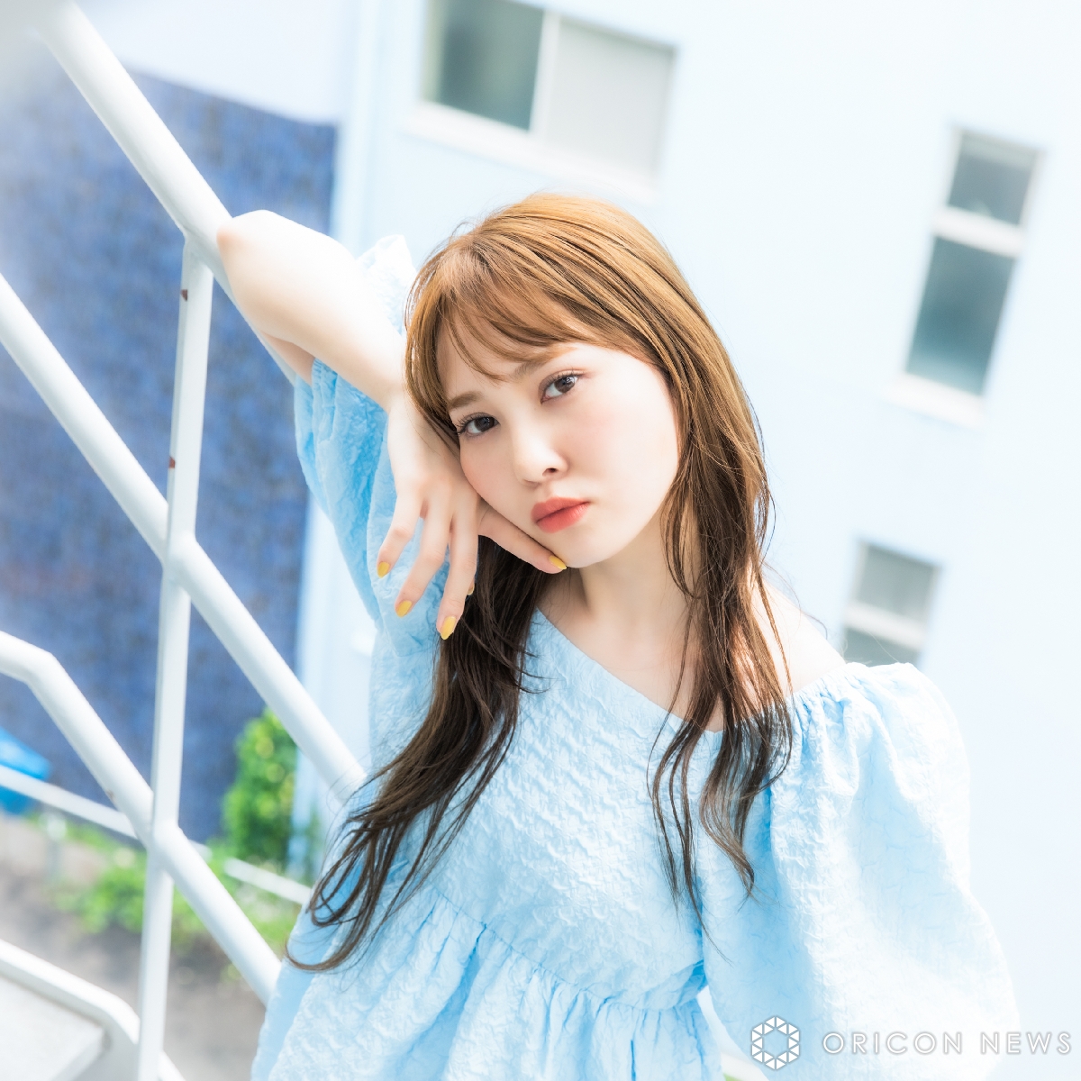 ORICON NEWS（オリコンニュース） on Twitter: "\#加藤史帆1st写真集 発売／ #日向坂46 加藤史帆インタビュー ️ 🔸“大人かとし”は「自分でも衝撃的」 https ...