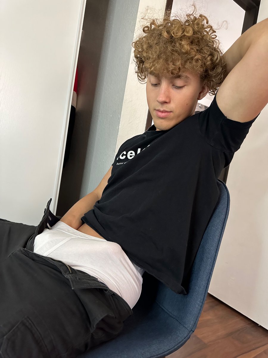 🔥🔥🔥🔥Rawr-ItsBen Top .19 OnlyFans🔥🔥🔥🔥🔥 on Twitter: "RT @violet07239617: Rt if you’d come sit # ...