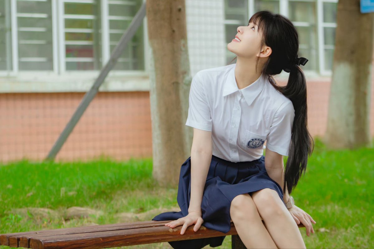 Hh Wu On Twitter 好可爱的女学生 被老师用大鸡巴破处的时候一定会叫的很大声