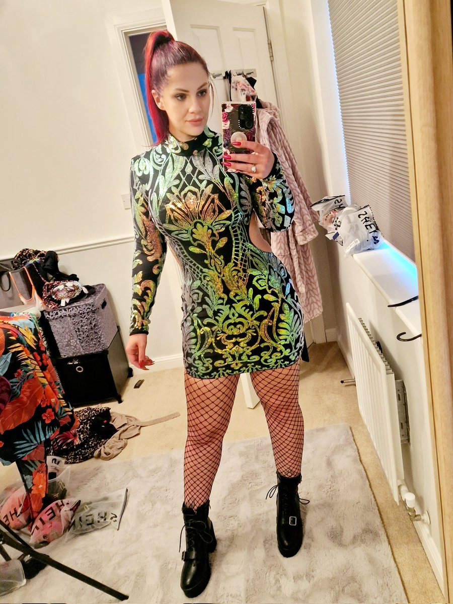 Lady Ruby Onyx 🔞 on Twitter: "Got a couple of gigs coming up! 🤘 Which dress do you like best ...