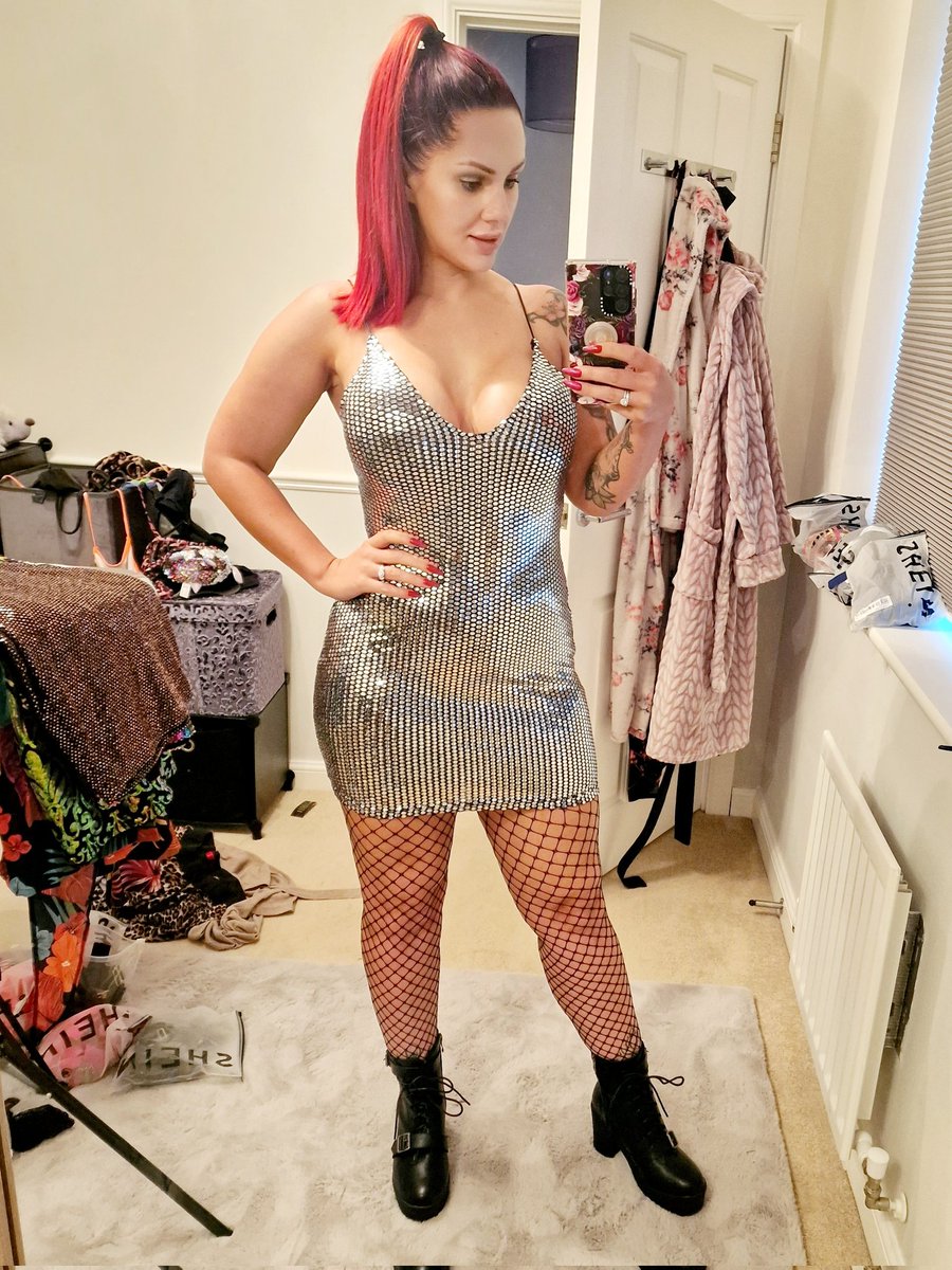 Lady Ruby Onyx 🔞 on Twitter: "Got a couple of gigs coming up! 🤘 Which dress do you like best ...