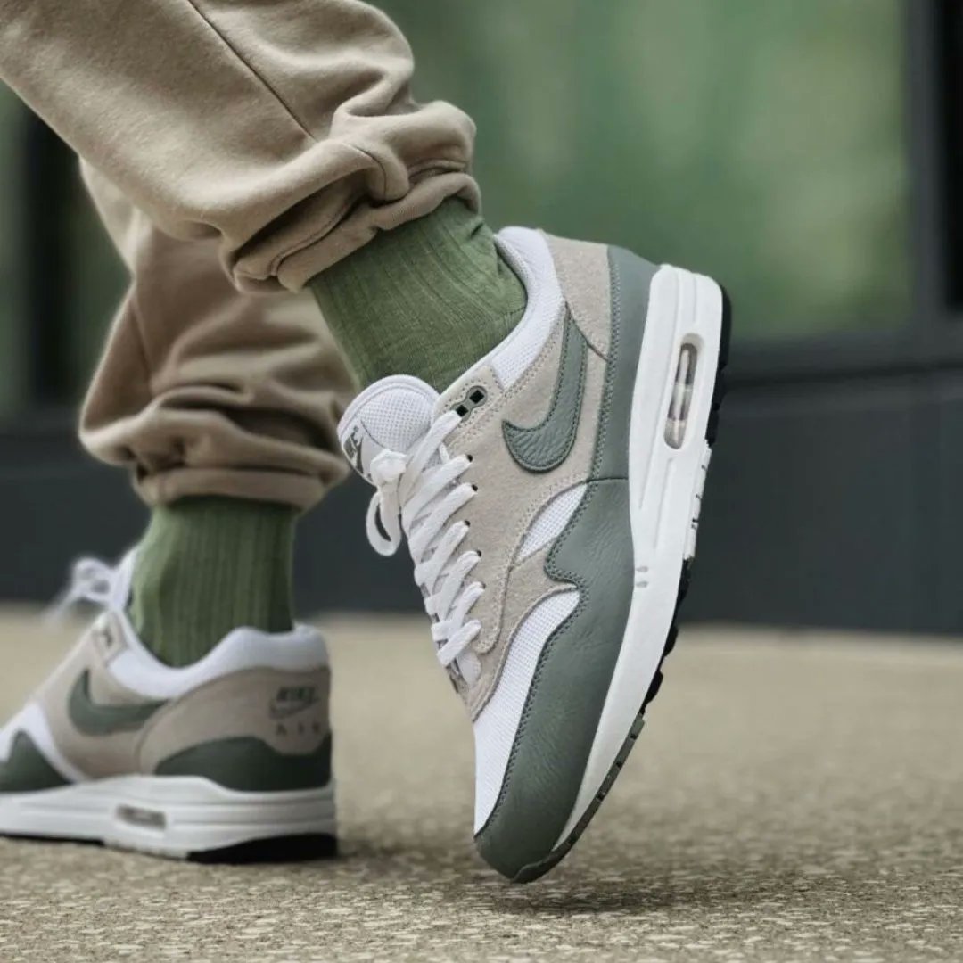 JustFreshKicks on Twitter: "Nike Air Max 1 "Mica Green" 🍵 SNS:http://bit.ly/3GCf5CU MIL:http ...