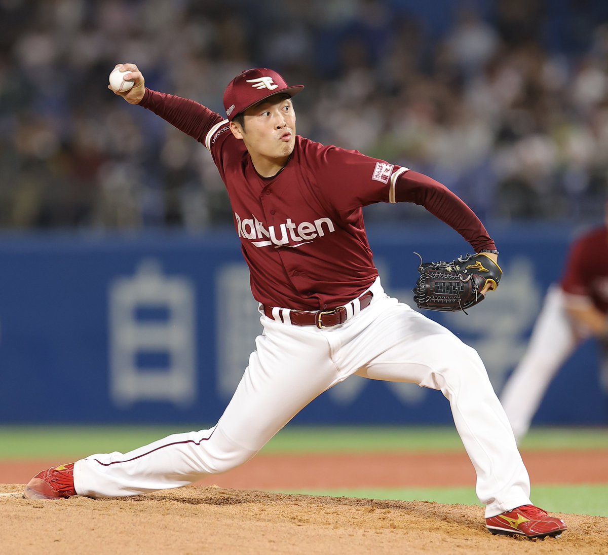 サンスポ×EAGLES on Twitter: "【ヤクルトｰ楽天】20日、西口直人投手の緊急降板を受け、3回、4回を津留崎大成投手、5回、6回、7回を伊藤茉央投手、8回を内星龍投手が ...