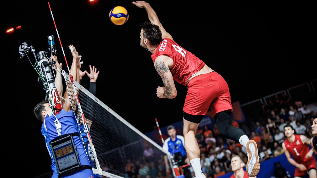 Volleyball World on Twitter: "TJ Defalco 🇺🇸 The outside hitter was the most productive scorer ...