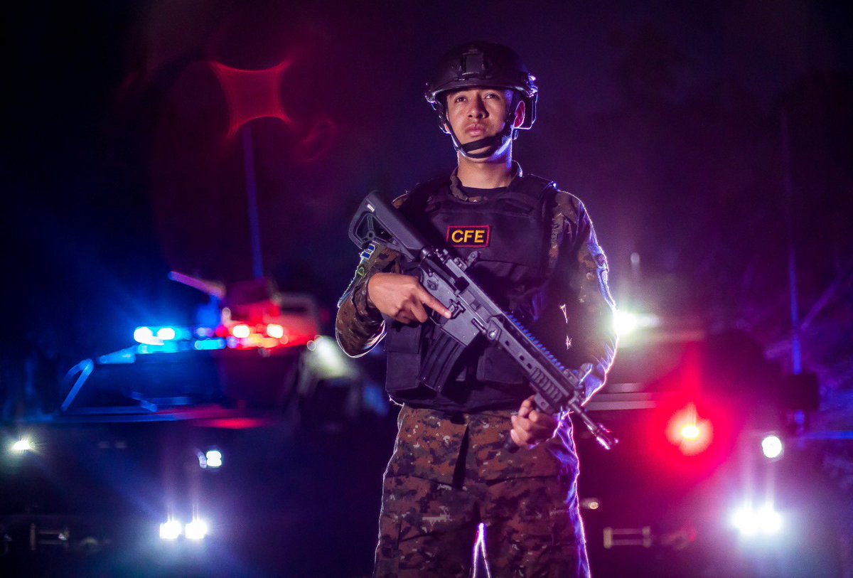 René Francis Merino Monroy🇸🇻 on Twitter: "A todos los miembros de la @FUERZARMADASV, se les ...