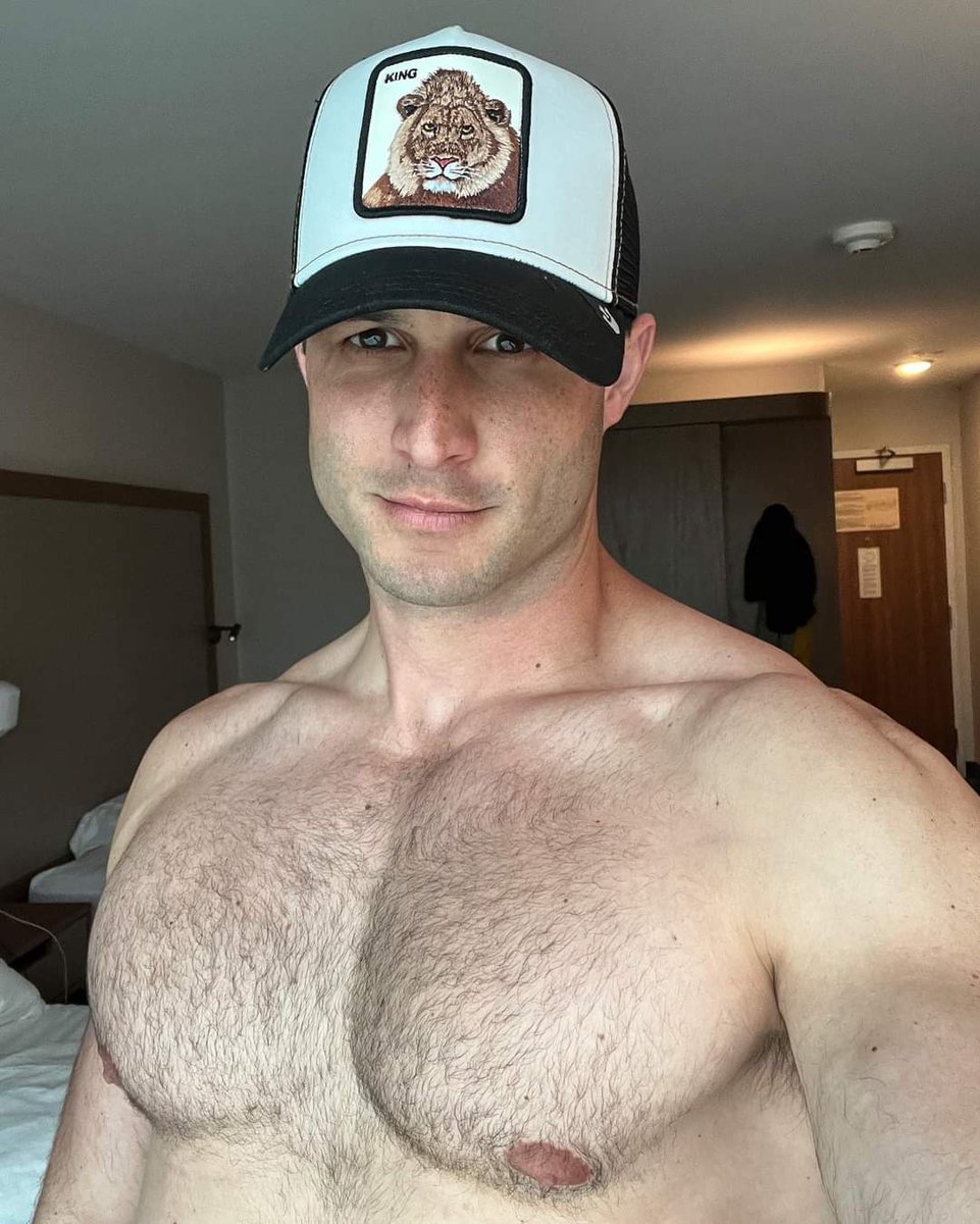 Bulging In All The Right Places on Twitter: