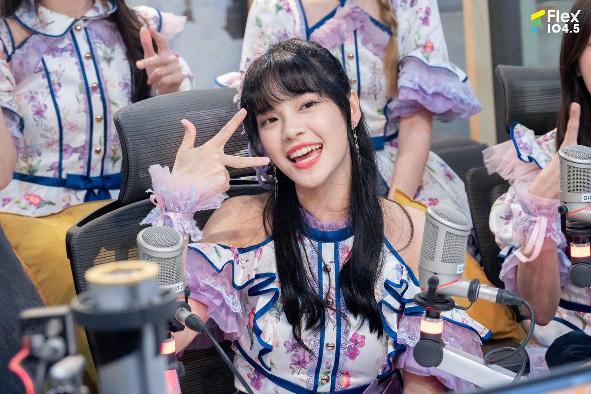FLEX 104.5 on Twitter: "เบื้องหลังในการพูดคุยกับ “BNK48” กับเพลง "สัญญานะ" . ดูย้อนหลังเต็มๆ ที่ ...