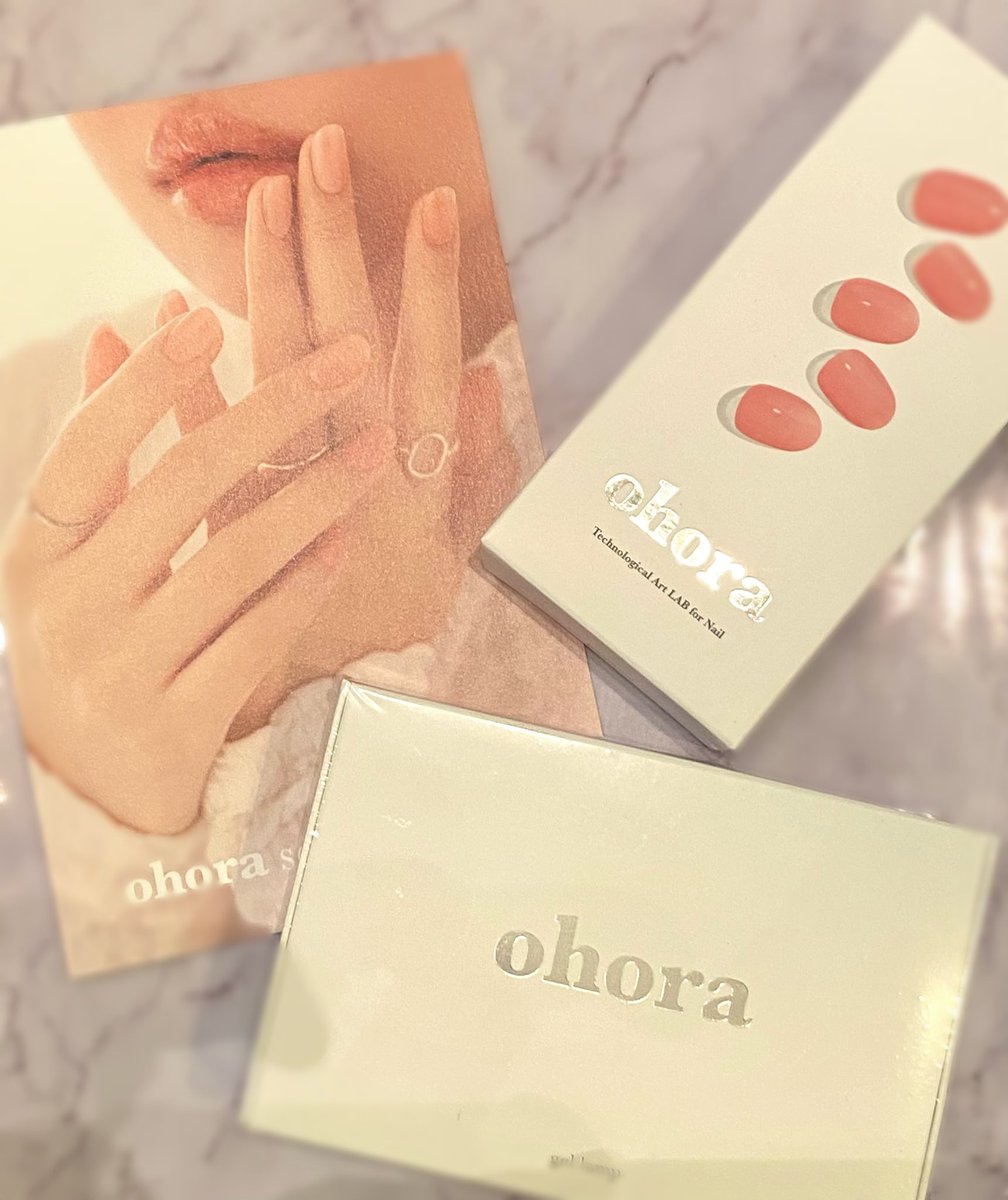 KEI🐾韓ドラ好きOL on Twitter: "ずっと気になってた韓国発のセルフジェルネイルOhora（オホーラ）使ってみた🤍💅マニキュアのセルフネイルだと1週間ぐらいで剥がれてきちゃうんだ ...