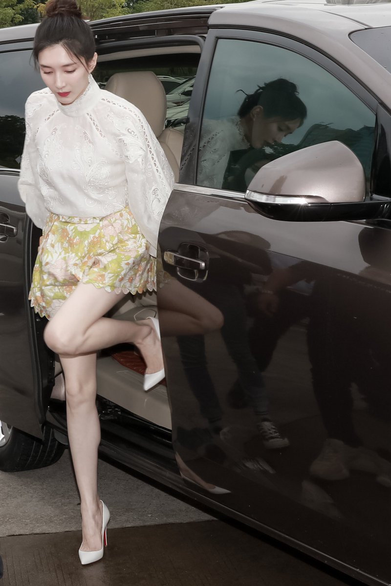宇宙美女馆 on Twitter: "江疏影小黄花短裙大长腿高跟生图写真 [82P+1.19G] #明星写真 #明星生图 #生图 #明星 #江疏影 No.mx499 @yuzhoumeinv ...