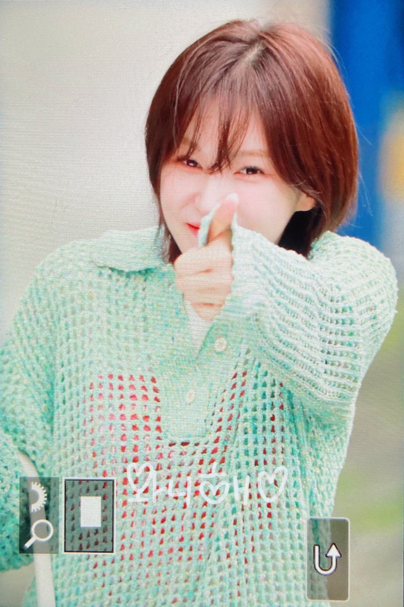 柚子(ゆず)💗💛💙💚💜 on Twitter: "RT @aloha_w221: 230621 영스 출근 #RedVelvet #레드벨벳 #WENDY #웬디"