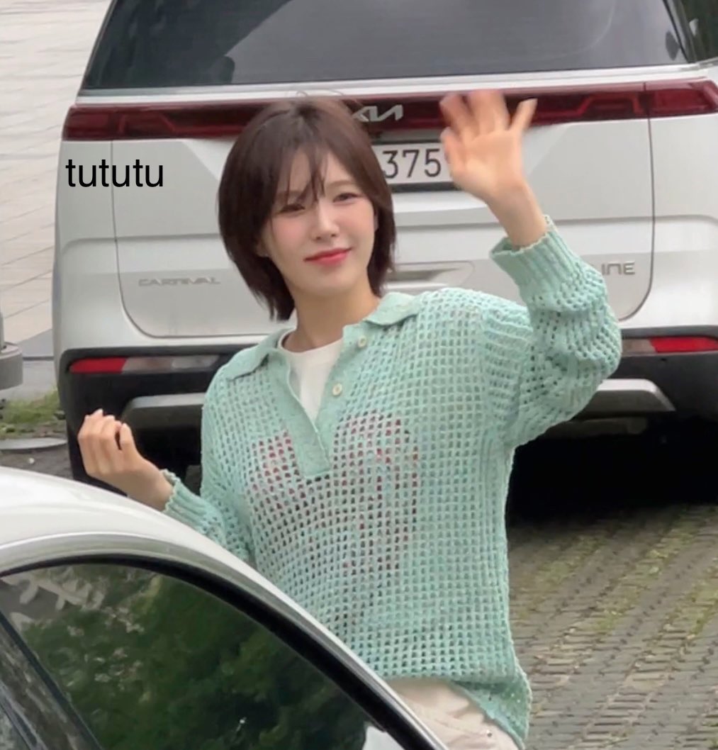 tututu on Twitter: "230621 Wendy 출근길 #웬디 #wendy #출근길 #RedVelvet #연스"