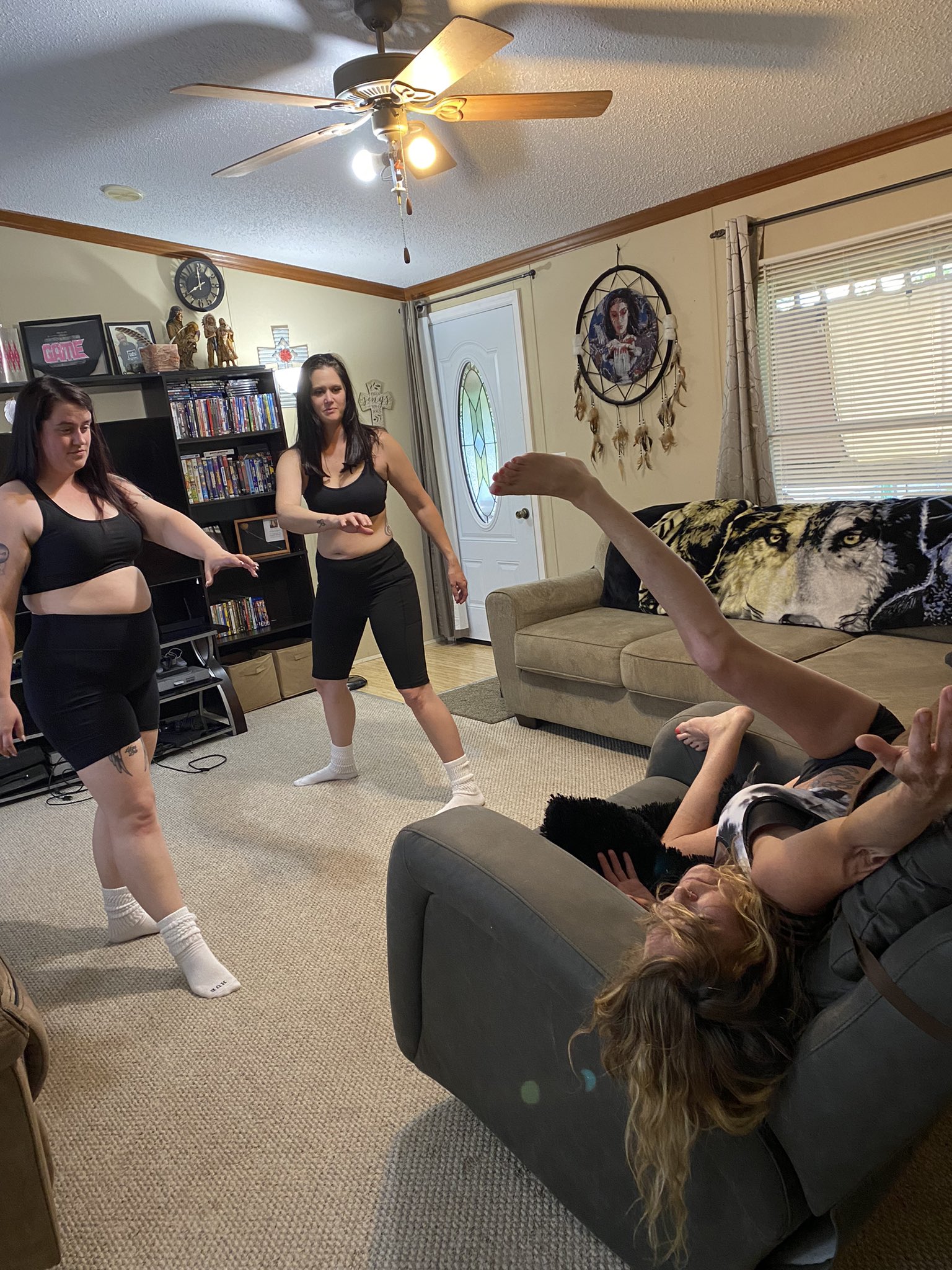 Custom Vixens on Twitter: "Yet another successful day at Custom Vixens!!! This time was more fun ...