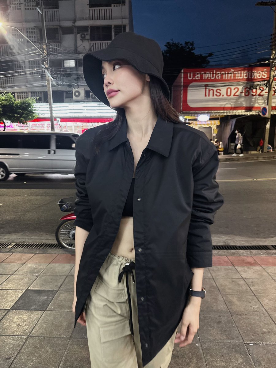 Engfa Waraha on Twitter: "🖤"