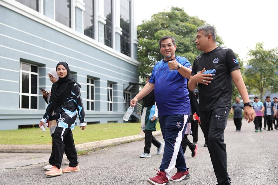 USIM Official on Twitter: "Jalan-jalan petang di sekitar kampus dalam program anjuran Pusat ...