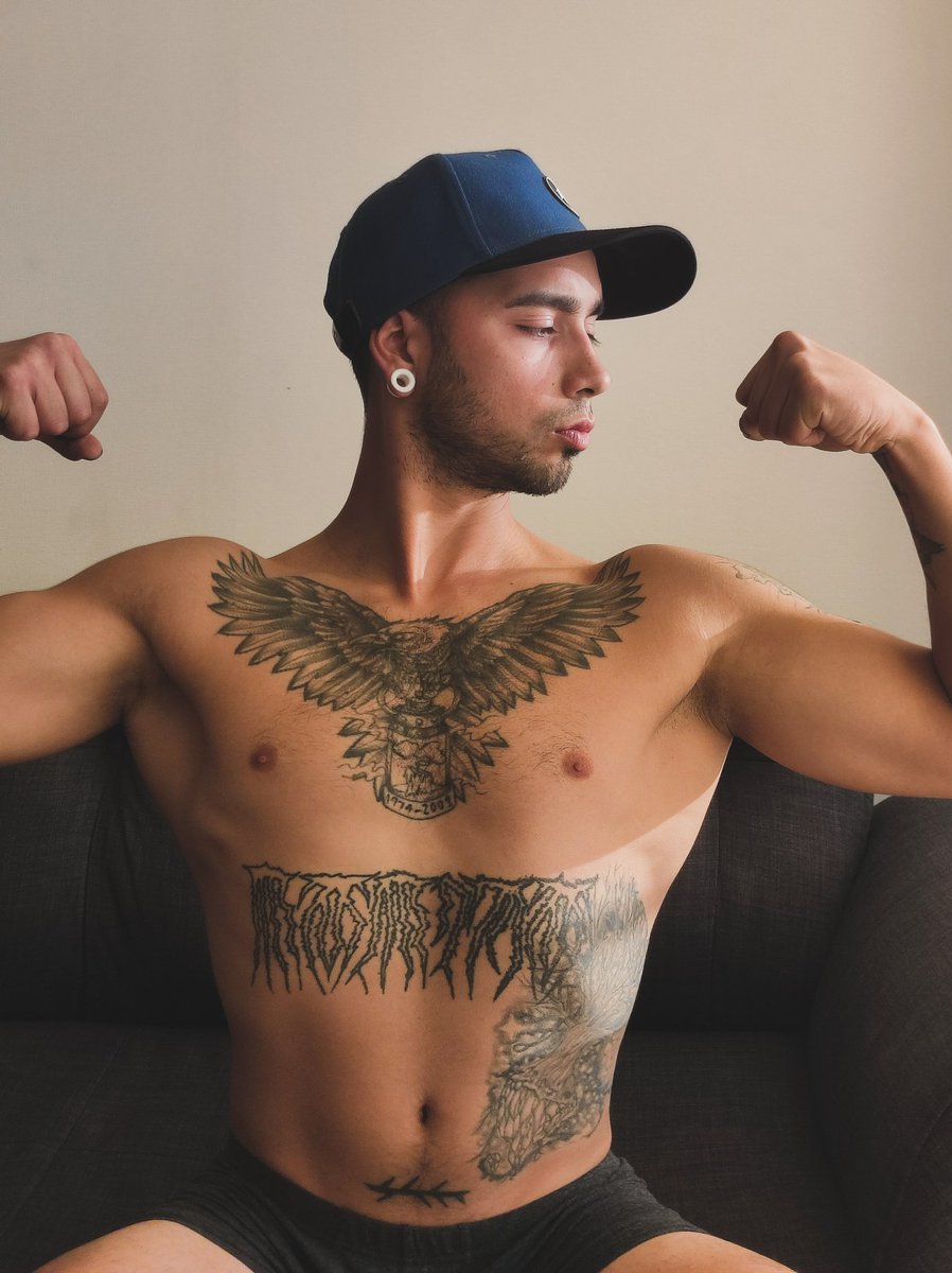 👑MASTER D. NERON on Twitter: "Buen día putitos, hoy es día de grabación 🔥"