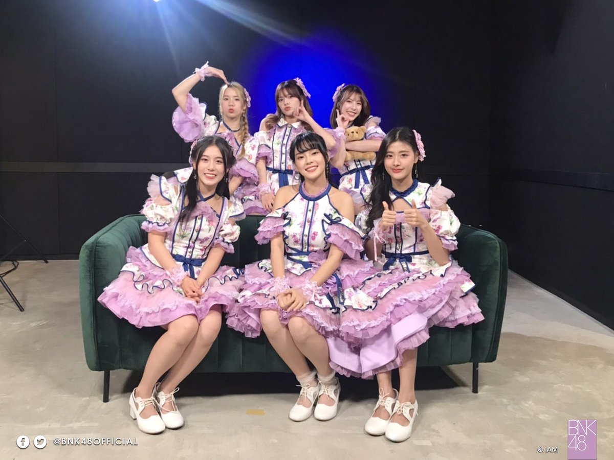 BNK48 on Twitter: "[💜🌸] #BNK48สัญญานะ_PressTour ขอบคุณพี่ ๆ สื่อมวลชน ...