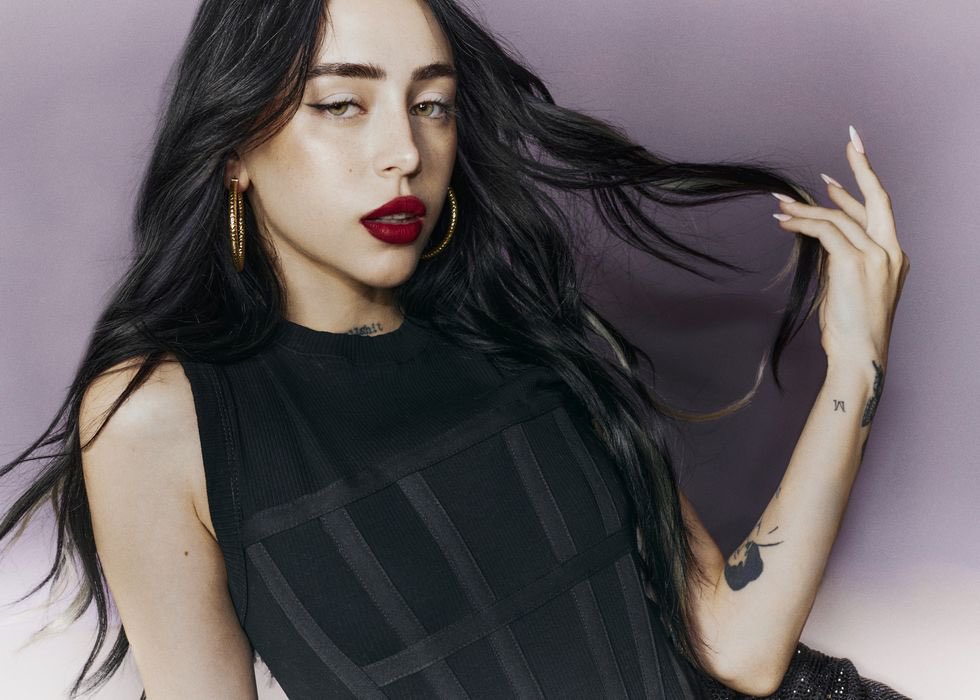 NICKI NICOLE ARGENTINA on Twitter: "Nicki Nicole para la revista Esquire. 🔗https://esquire.com ...