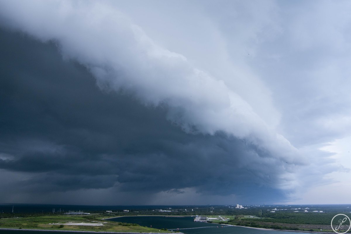 Shelf Cloud Wallpaper