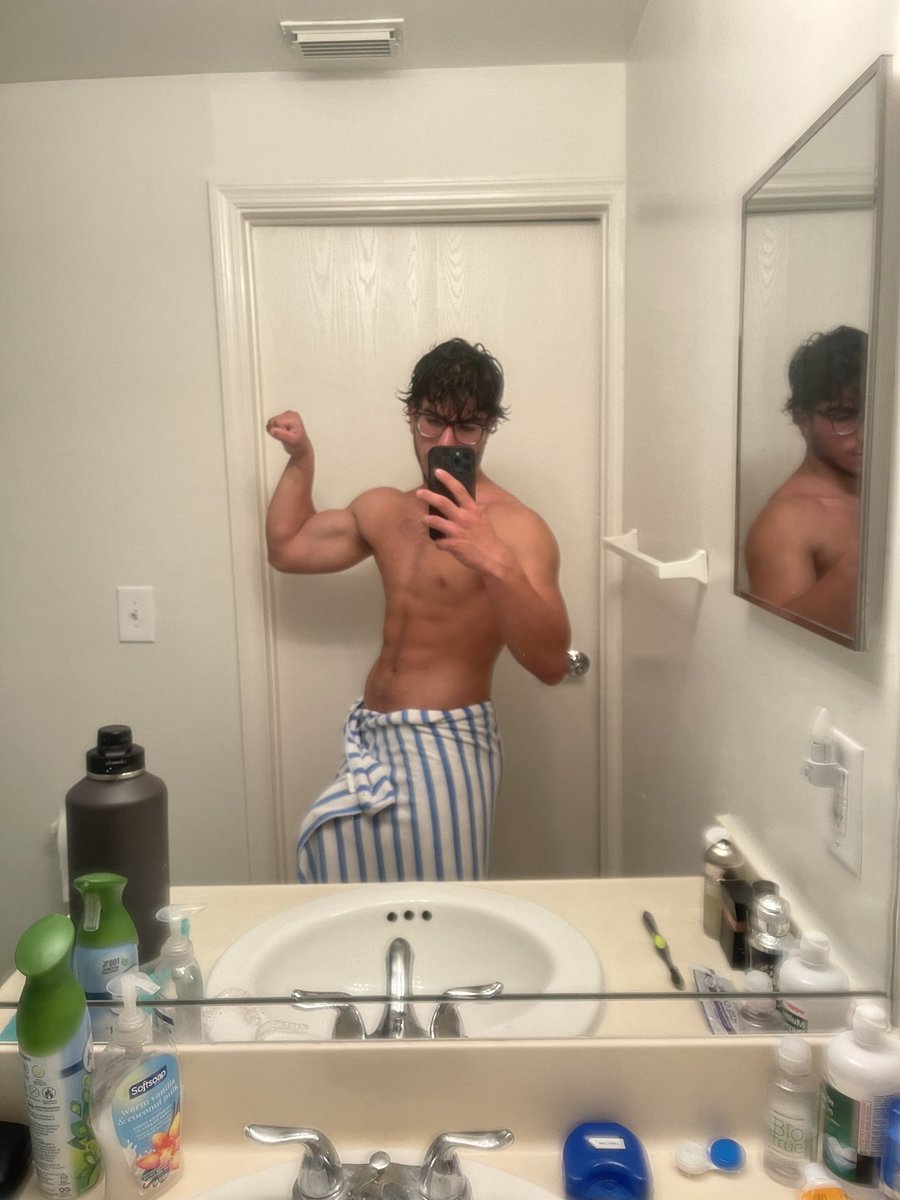 Therealtroywellington On Twitter Just Got Out The Shower Click The