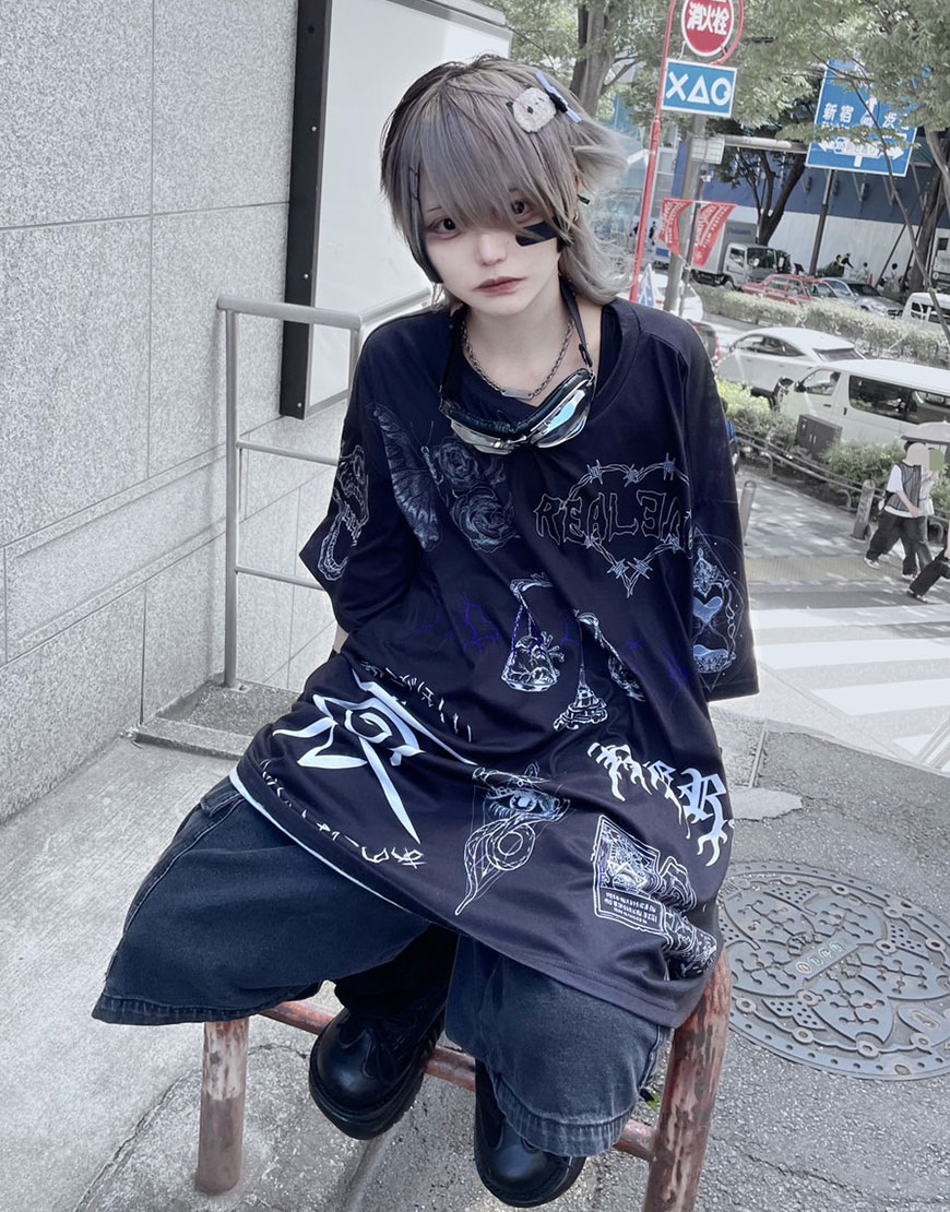 ililil【イルイルイル】 on Twitter: "\明日17時より販売開始！💙／ ililil【イルイルイル】 カップリングベスト『ililil』Tシャツ/全1色 7,920円(税込 ...