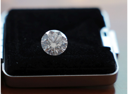 BufferedStart on Twitter: "RT @ANI: PM Narendra Modi gifts a lab-grown ...