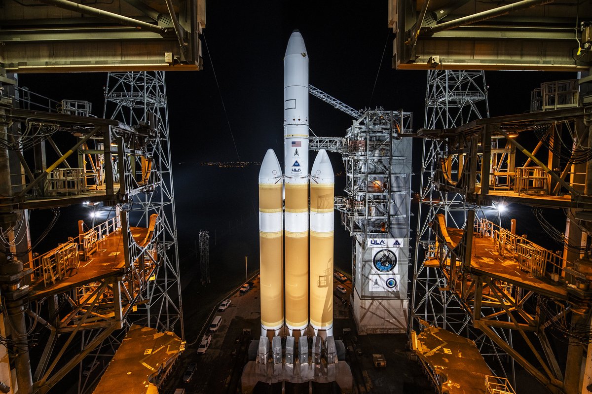 At Space Launch Complex-37, the Mobile Service Tower is retracted in ...