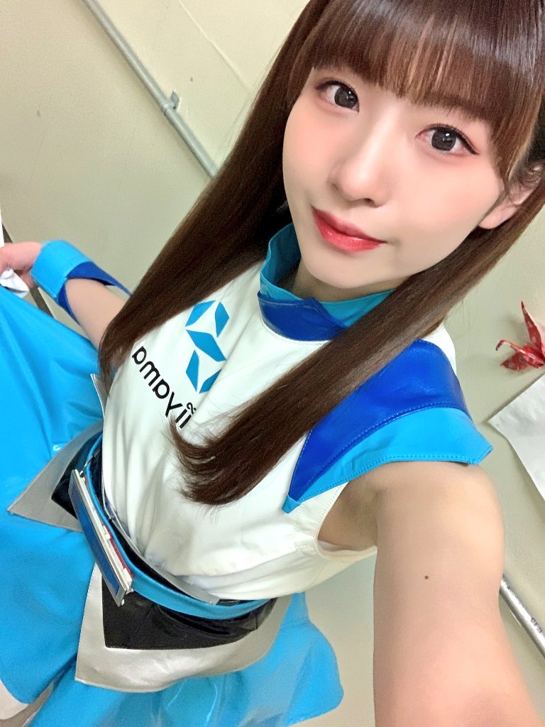 爺や🥮(オズワルド)🥮 on Twitter: "毎日まおぴ #森下舞桜 #仮面女子 #赤仮面 Twitter・Instagram・TikTok http://lit.link ...