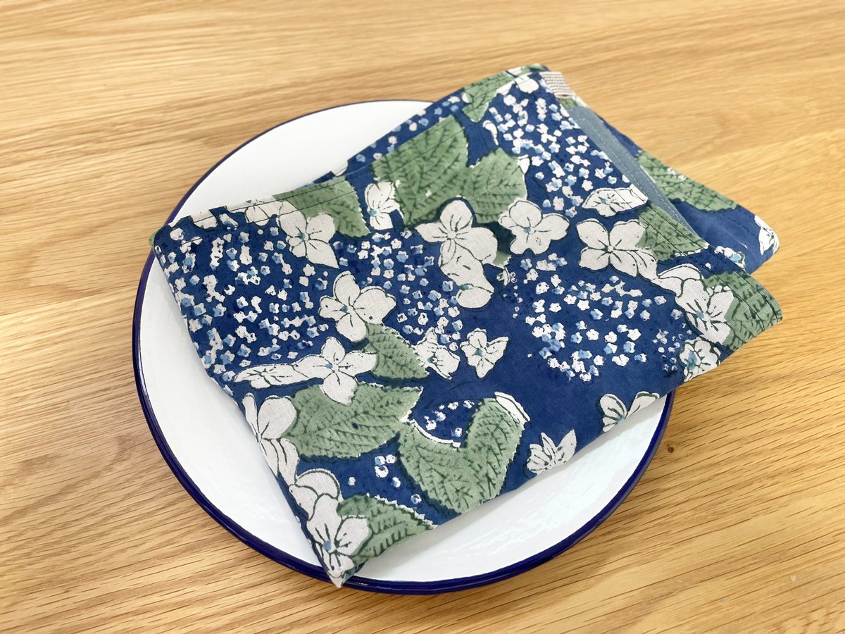 JJ on Twitter: "수국 러버의 수국 제품들😂 https://m.smartstore.naver.com/hakuro #하쿠로 #수국"