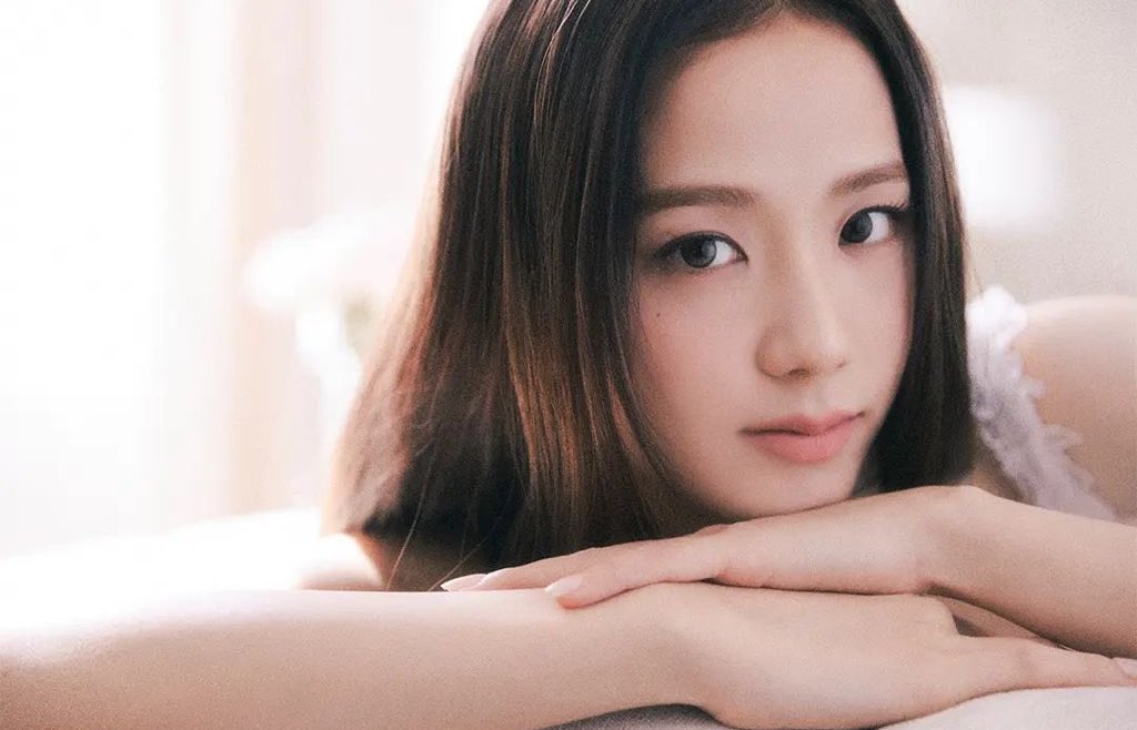 JISOO NEWS on Twitter: "#FLOWER by JISOO 6PM KST update: #8 Genie (+1) #9 MelOn (+1) #10 FLO (+1 ...