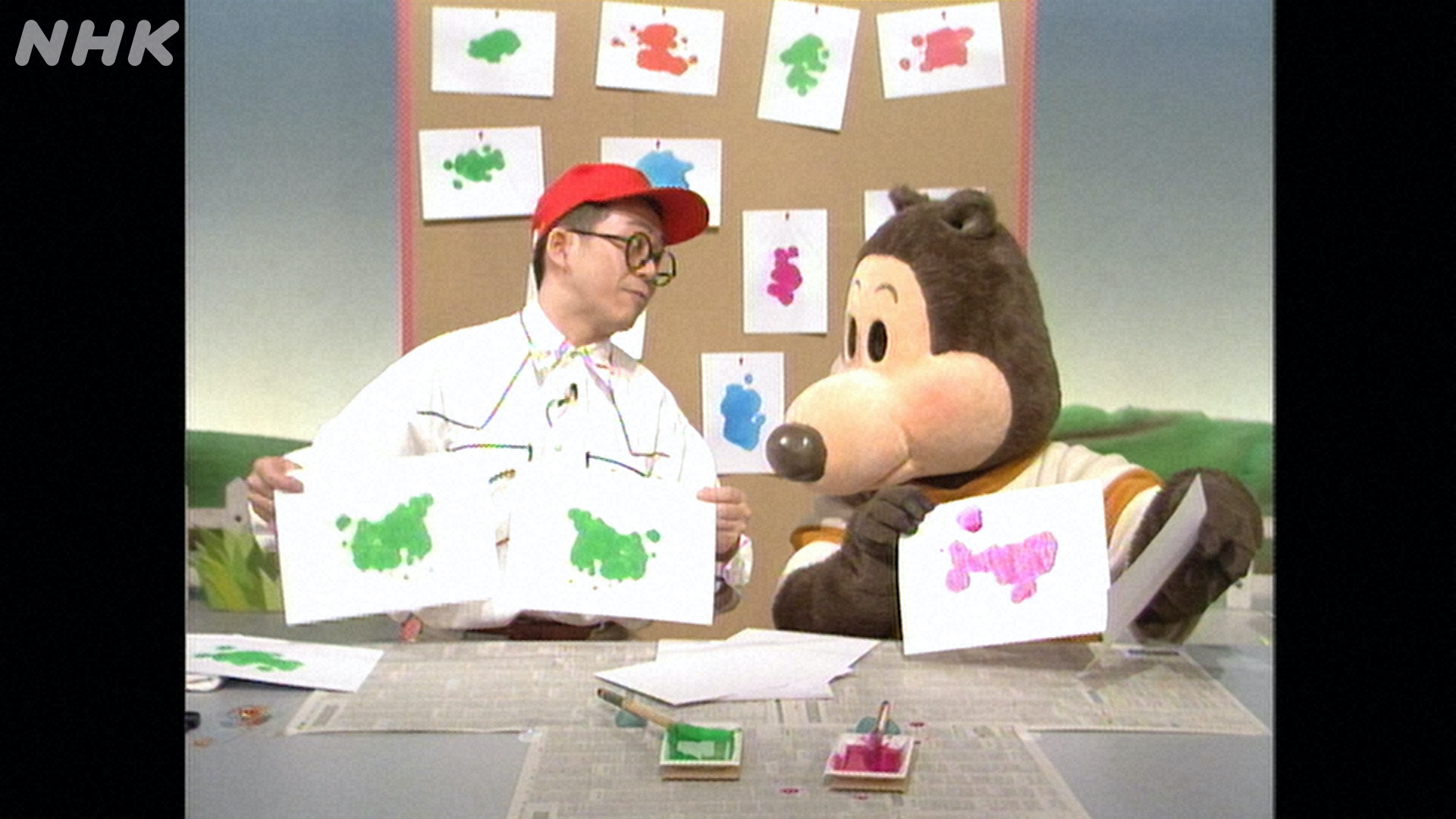 飯田さやか on Twitter: "RT @NHK_PR: 【Eテレタイムマシン】 先週から「つくってあそぼ」をお届けしてます（先週ご案内し忘れました…） 紙に絵の具をたらして作った模様を何 ...