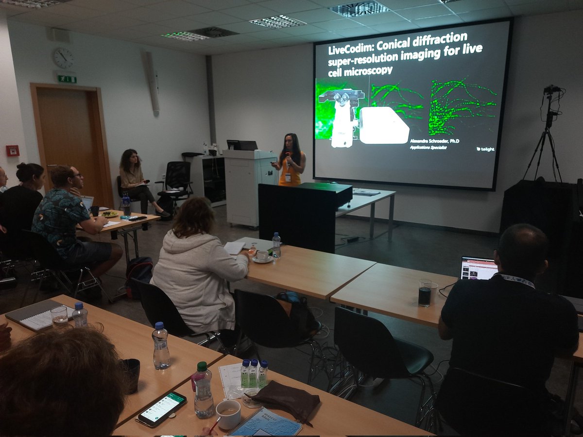 Ricardo Henriques on Twitter: "RT @nizzle_fe_shizz: Alexandra Schroeder @telight now introduces ...