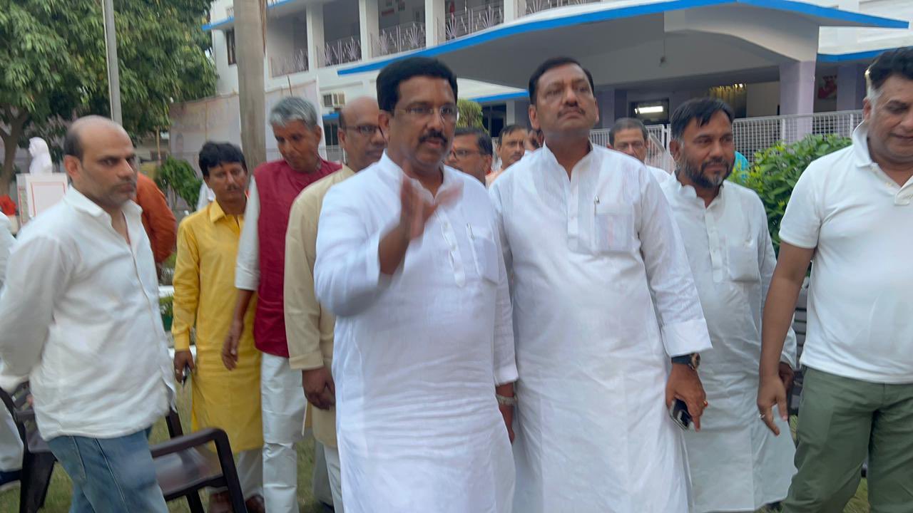 Dr Syed Naseer Hussain,MP Rajya Sabha on Twitter: "Visited Sadaqat Ashram Patna,the venue for ...