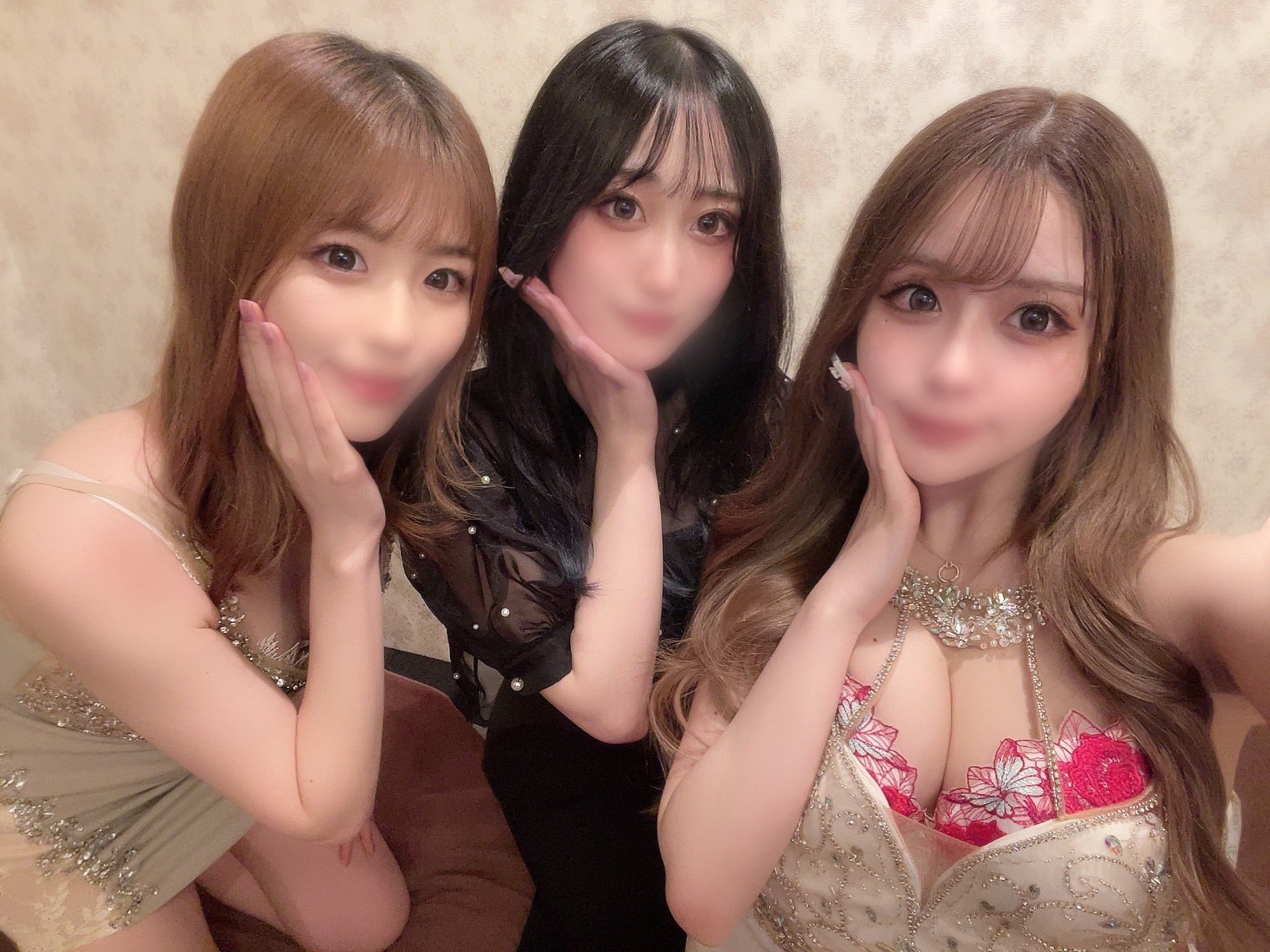 𝓢𝓮𝓲𝓻𝓪🍒ムーランルージュ on Twitter: "ベルサイユのありさ@0_aaarisa_0 が 二♡車で遊びにきてくれたー🌟👍 久しぶり‼️お土産ももらった最高🥰 https://t ...