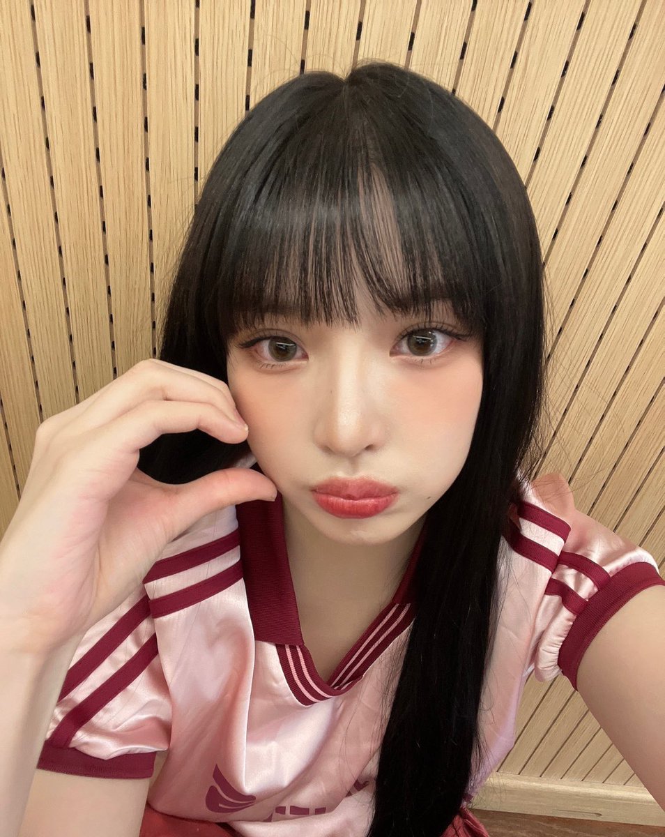 火気厳禁 / kaki genkin on Twitter: "RT @ADYA_official: [#채은] 🐣 ️ #ADYA #에이디야 #CHAEEUN"