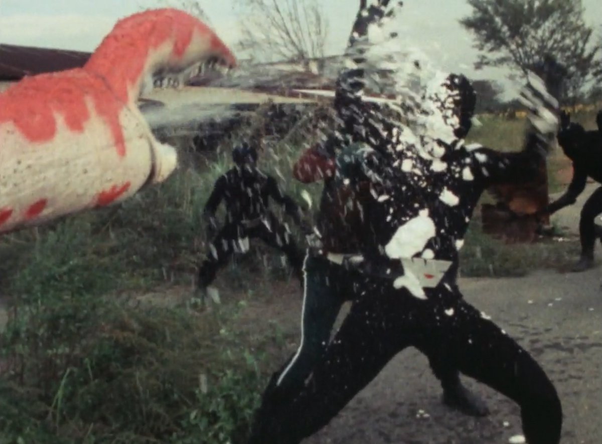 White_ant_command（白アリコマンド） on Twitter: "#カニの日 スカイライダーの敵 ネオショッカー怪人カニンガージンさま。 京浜コンビナート地帯を爆破するのが使命 ...