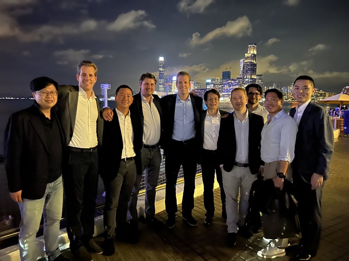 Tyler Winklevoss on Twitter: "Awesome dinner with HK crypto builders hosted by @Martin_CMCC and ...