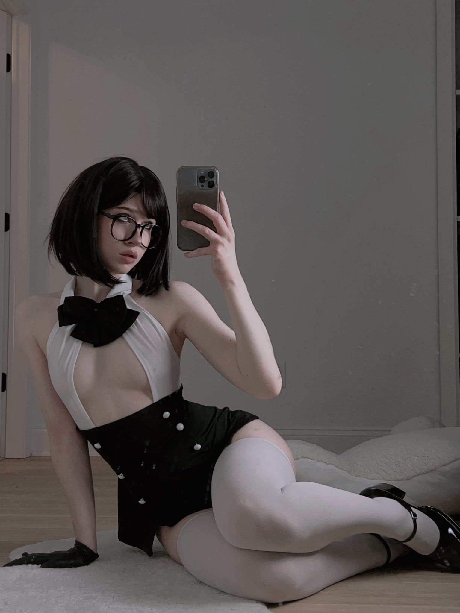 Kamva on Twitter: "RT @norafawn: leather on leather https://t.co/sThVOGwGsq" / Twitter