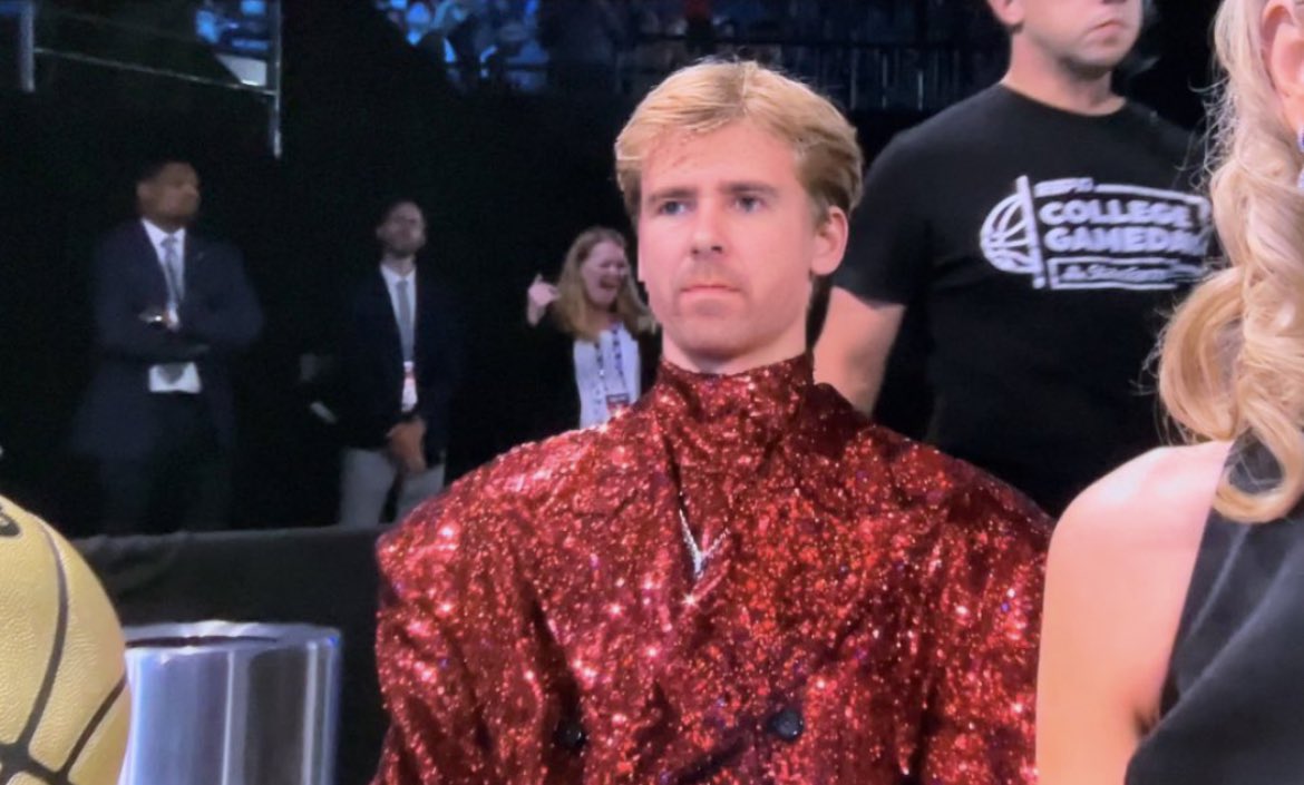 Robert on Twitter: "The feeling when you have to move to Canada https://t.co/6FjtlJfNCW" / Twitter