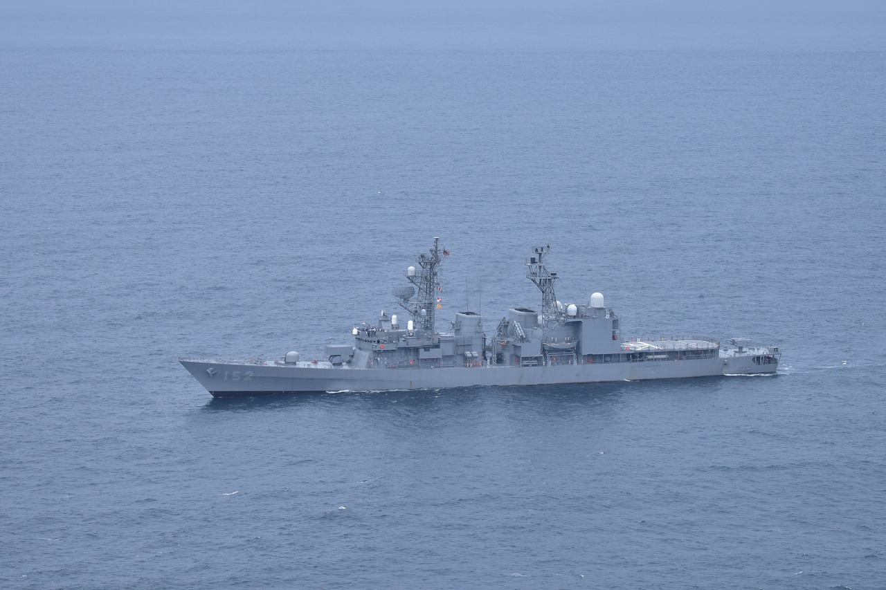 海上自衛隊 自衛艦隊（公式） on Twitter: "6月22日、護衛艦「やまぎり」・SH-60Kは、伊豆大島東方において、海上保安庁巡視船「さがみ」との共同訓練を実施しました。本訓練は ...