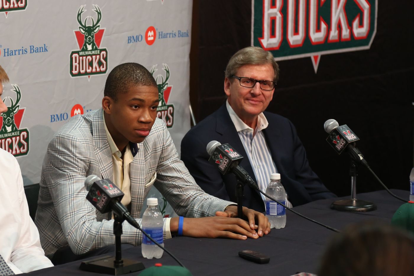 Bucks Lead on Twitter: "John Hammond still working for the Bucks 😈 https://t.co/Ad4fLdgUCI ...