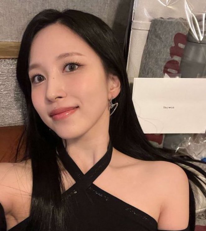 ria ia on Twitter: "yan ang lowkey"