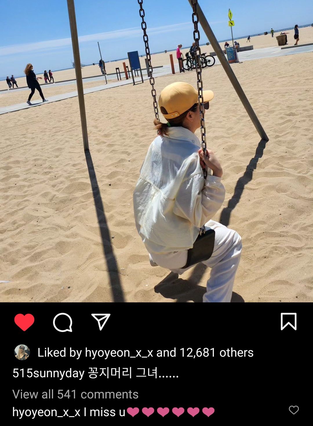 HYU 🕷 DEEP on Twitter: "Hyoyeon comment on Sunny Instagram Post Hyoyeon to Sunny: I miss you # ...