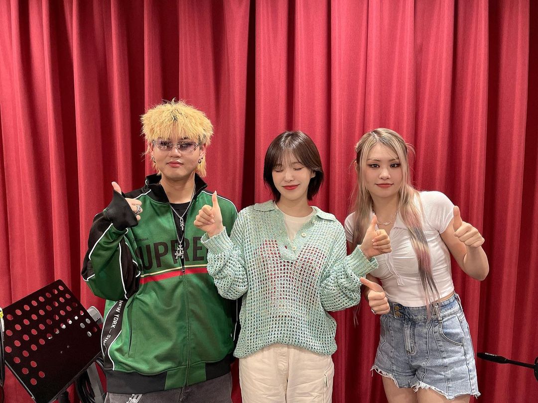 WENDY THAILAND💙 on Twitter: "เวนดี้ & D-Hack & Kik5o #WENDY #웬디 @RVsmtown"