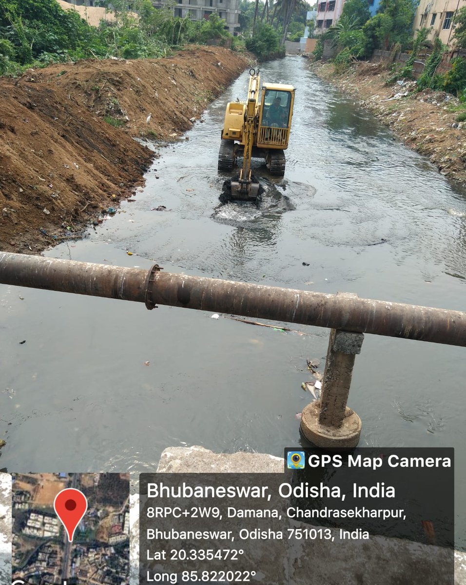 BMC on Twitter: "Massive drain cleanliness drive by BMC. All the drain including main drain as ...