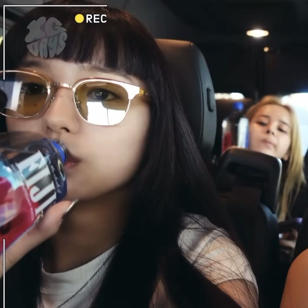 🐿️Red Squirrel | Juria🇭🇰 on Twitter: "𝟚𝟘𝟚𝟛𝟘𝟞𝟚𝟛 𝕏𝔾 𝔻𝕒𝕪𝕤 𝟙𝟘 cool but cute Juria😎🥰 截完圖才發現Amy在後面偷偷冒頭 ...