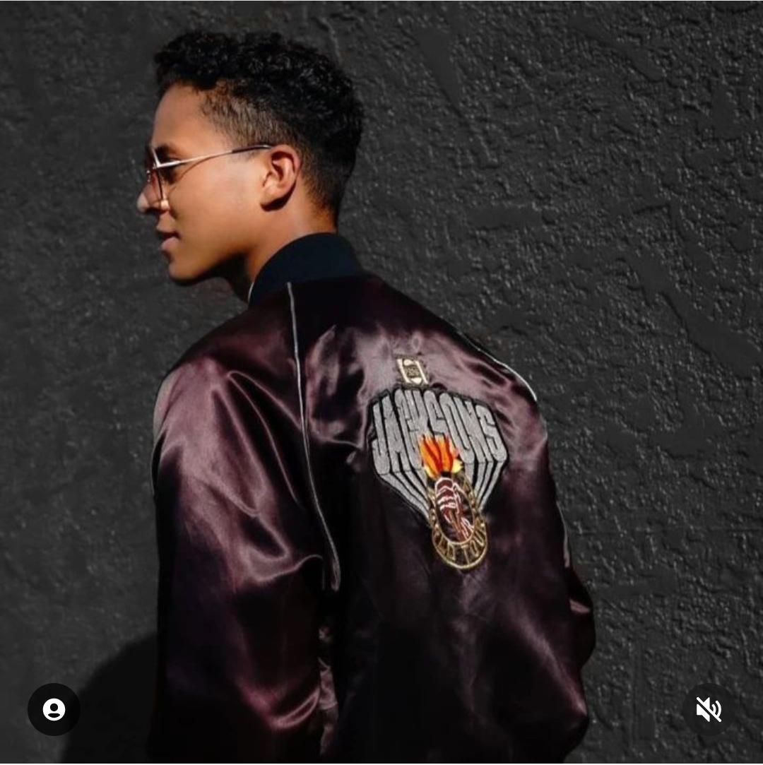 Yvonne Welz 🌹 on Twitter: "Jafaar Jackson wearing a Jackson's Victory tour jacket🔥 📸 ...